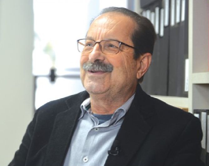 Professor Edison D ávila Ministra Aula Magna Do Curso De História Univali